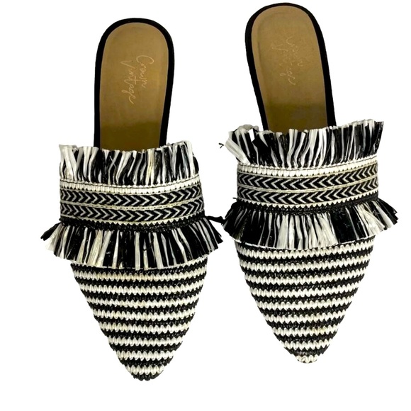 Crown Vintage | Shoes | Black And White Slides These Are So Cute And ...